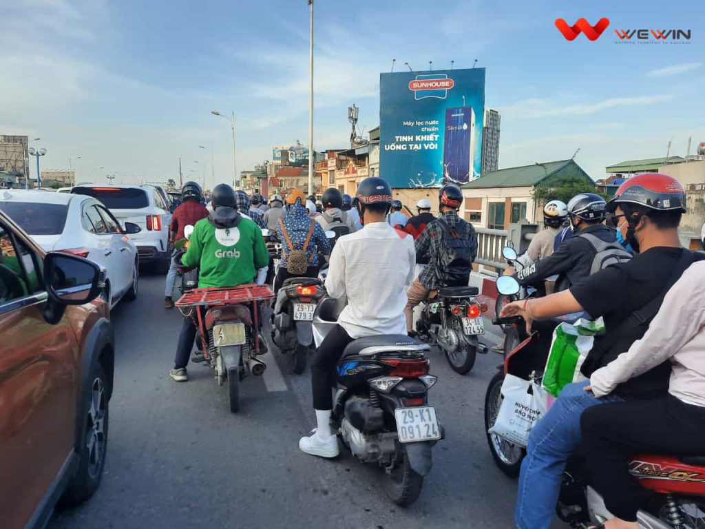 OOH và DOOH: Sự khác nhau giữa hai hình thức quảng cáo